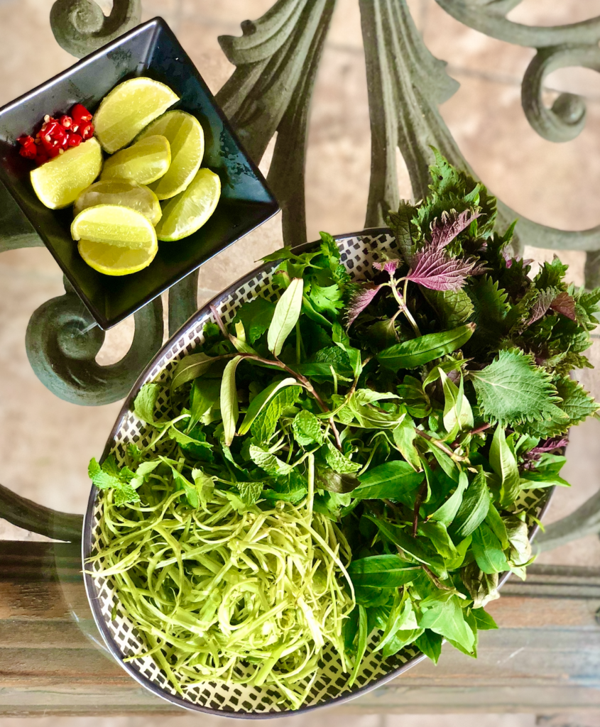 Bun Rieu or Vietnamese Crab Tomato Noodles Soup - Taste Topics