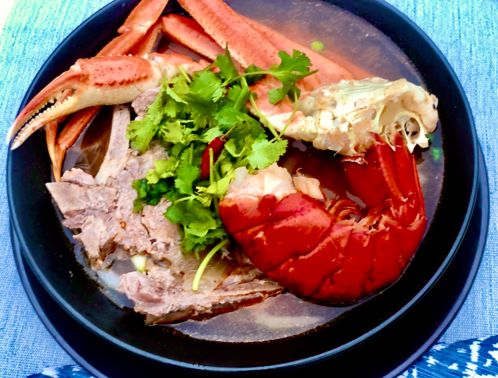 Shrimps and Crab Tapioca Noodles Soup - Banh Canh Tom Cua - Taste Topics