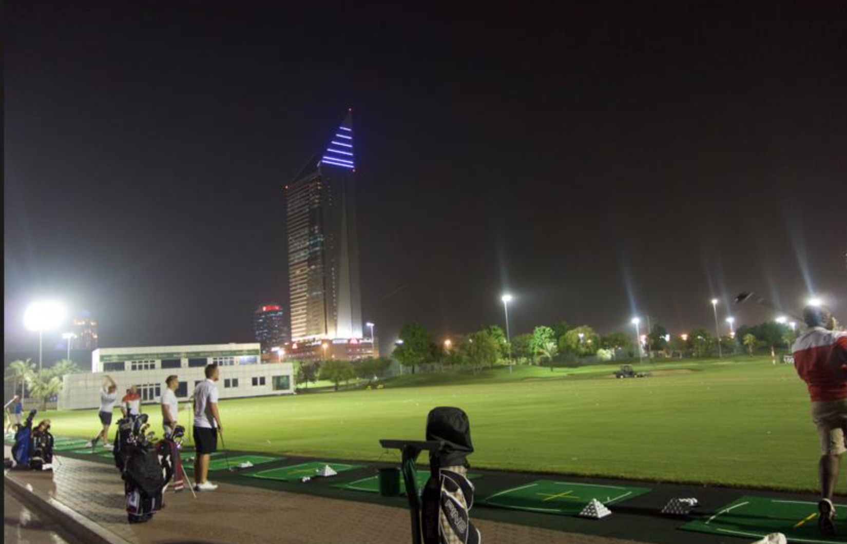 Dubai Night Golf